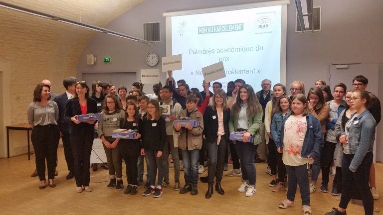 Le Lycée Emile Roux : lauréat du palmarès académique 2018 du Prix « Non ...